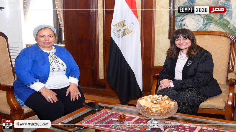 وزيرة الهجرة تلتقي رئيسة الجالية المصرية بأيرلندا الشمالية الأخبار