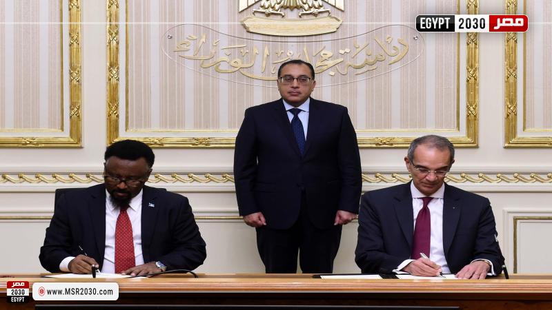 رئيس الوزراء يشهد توقيع مذكرة تفاهم بشأن التعاون بين حكومتي مصر